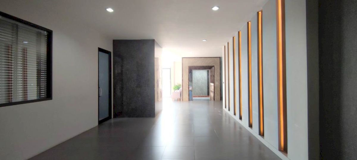 The Box Office - Studio | Movio Town