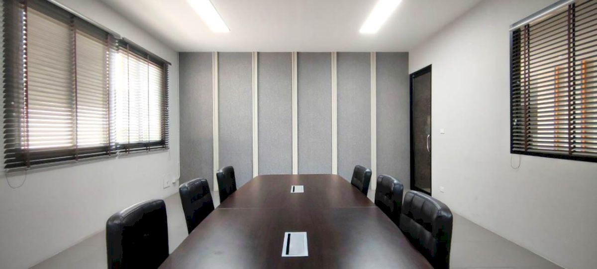 The Box Office - Studio | Movio Town